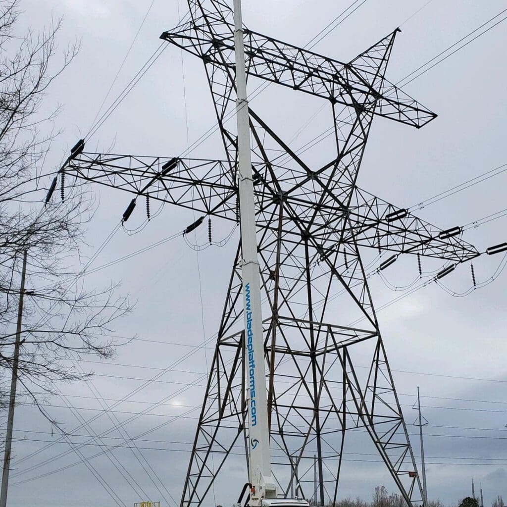 Cell Towers & Data Centers | Blade Platforms - Bucket Truck Rental